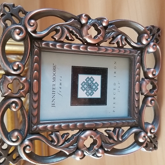 Jennifer Moore | Accents | Iron Frame | Poshmark